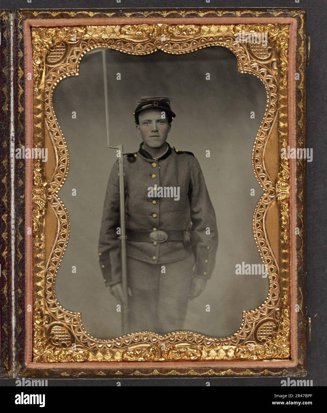 Unidentified young soldier in Union uniform with bayoneted musket Stock ...