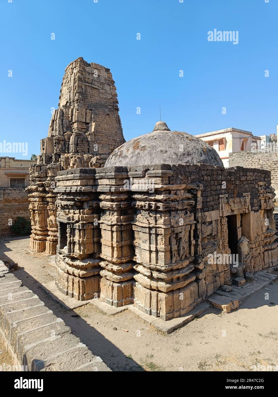 Madhavpur Temple shree krishna old temple Stock Photo - Alamy