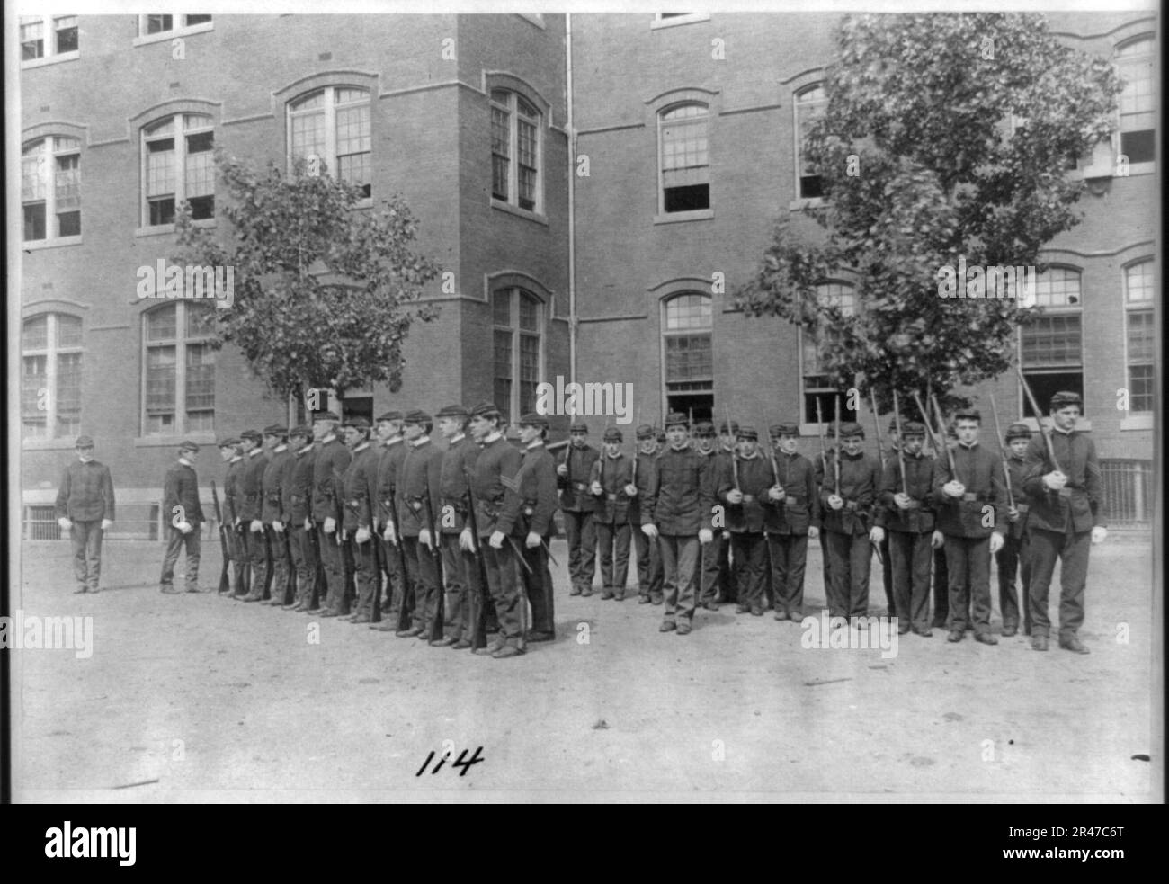 Uniformed cadets hi-res stock photography and images - Alamy