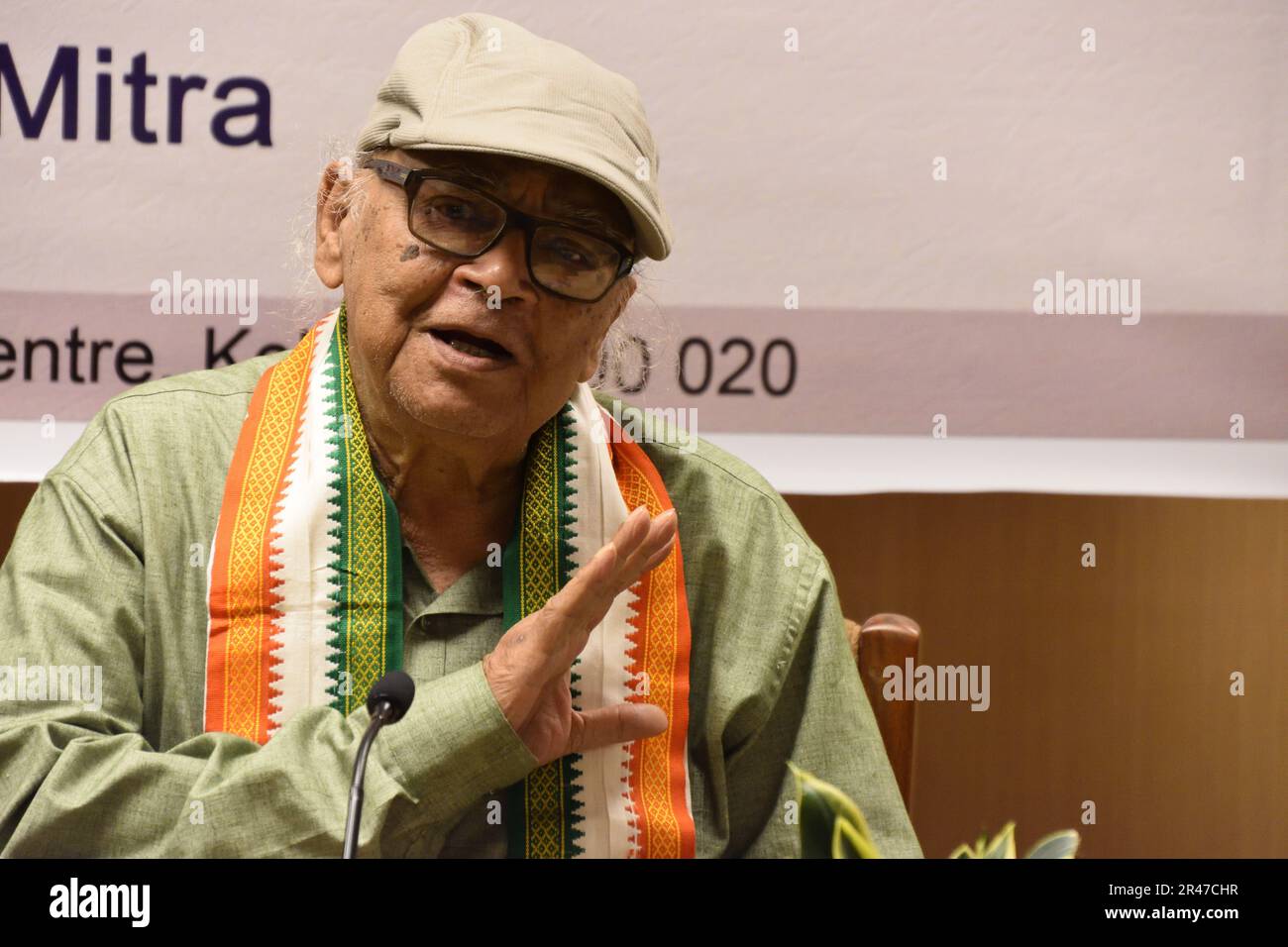 Indian playwright hi-res stock photography and images - Alamy