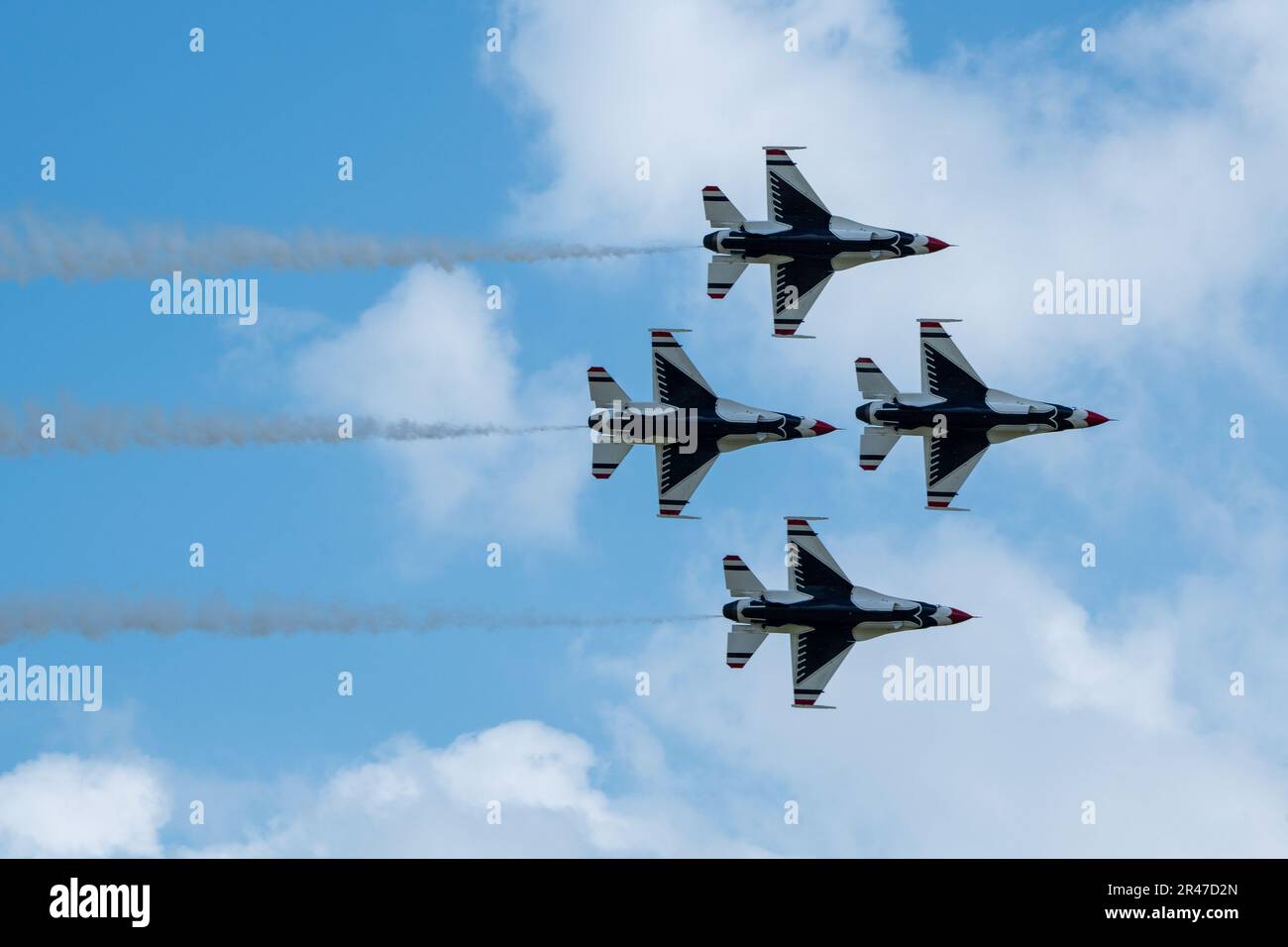 The United States Air Force Air Demonstration Squadron "Thunderbirds ...