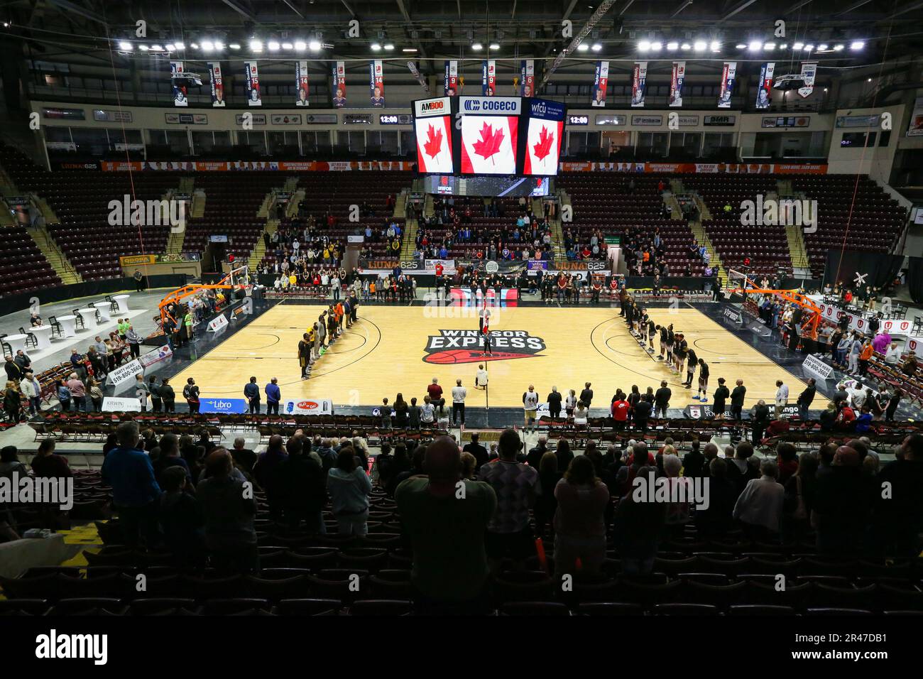 National basketball league canada hi-res stock photography and images ...