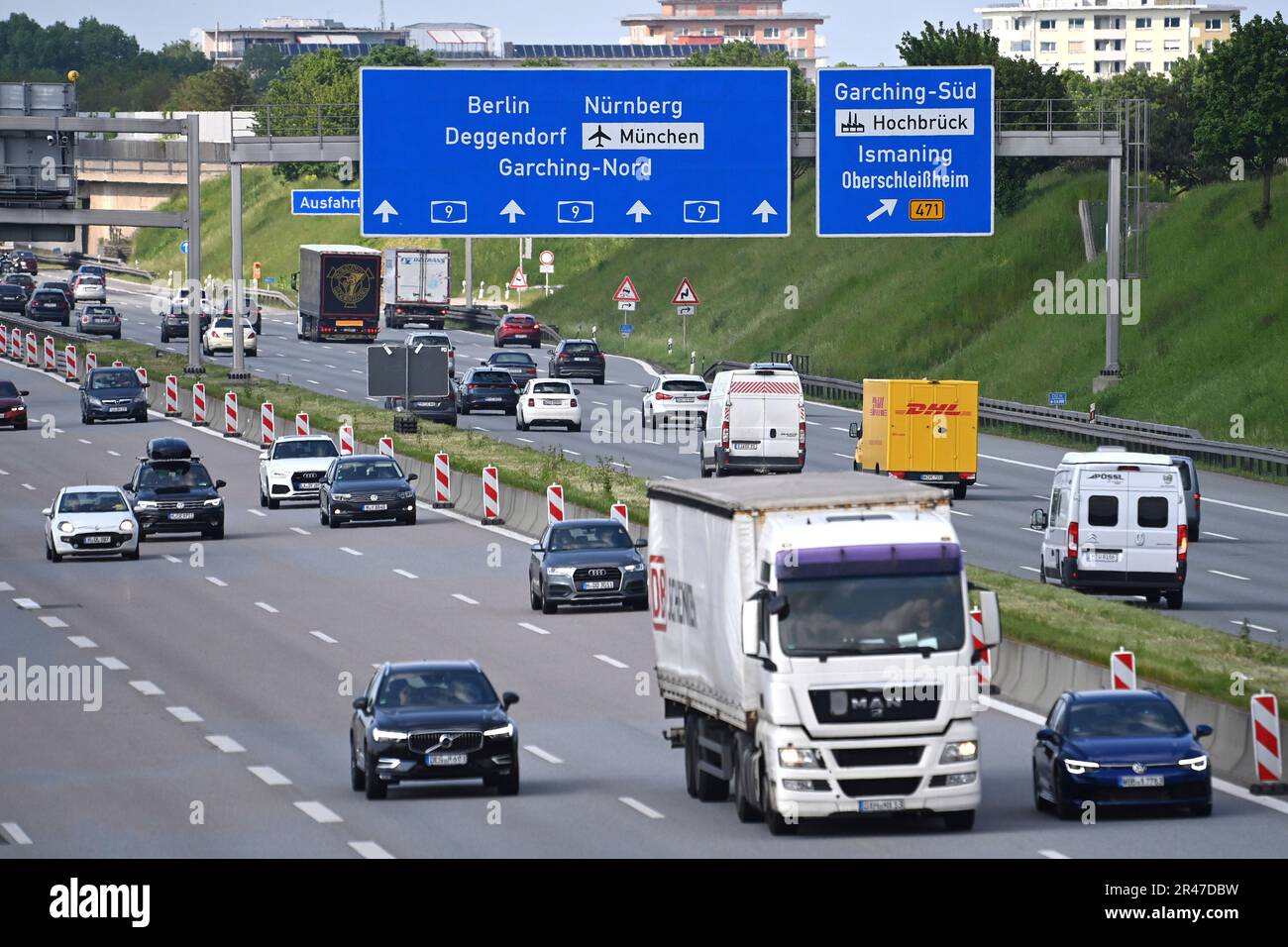 Dirnismaning, Deutschland. 26th May, 2023. Autobahn A9 on May 26, 2023 ...