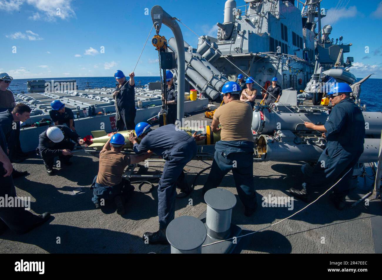 230119-N-NH267-1347 PACIFIC OCEAN (Jan. 19, 2023) U.S. Navy Sailors ...