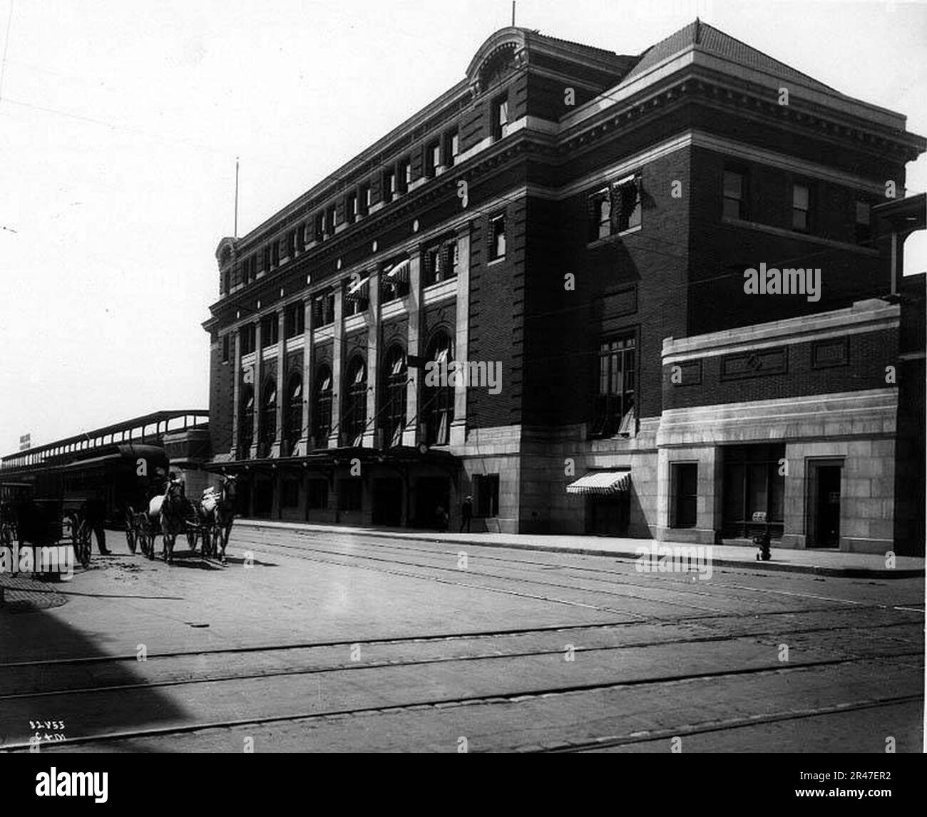 Union Station, Spokane, serving Oregon-Washington Railroad & Navigation ...