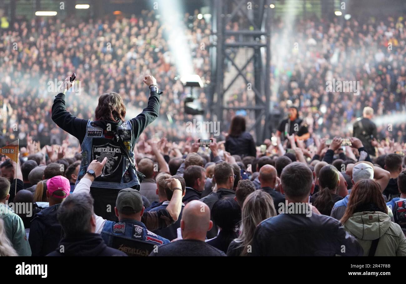 Fans De Filles De Metallica