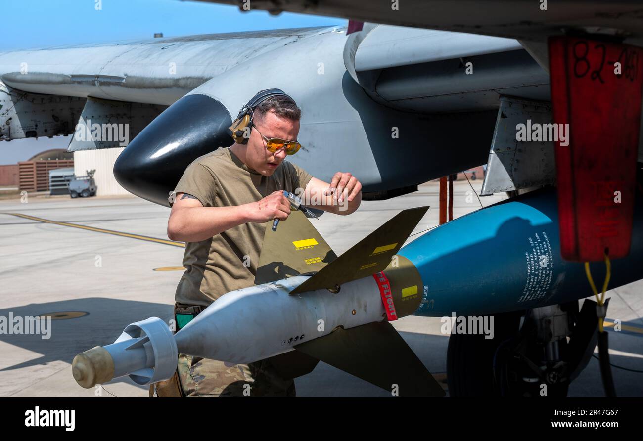 U.S. Air Force Airman 1st Class Blaze Winter, 25th Fighter Generation ...