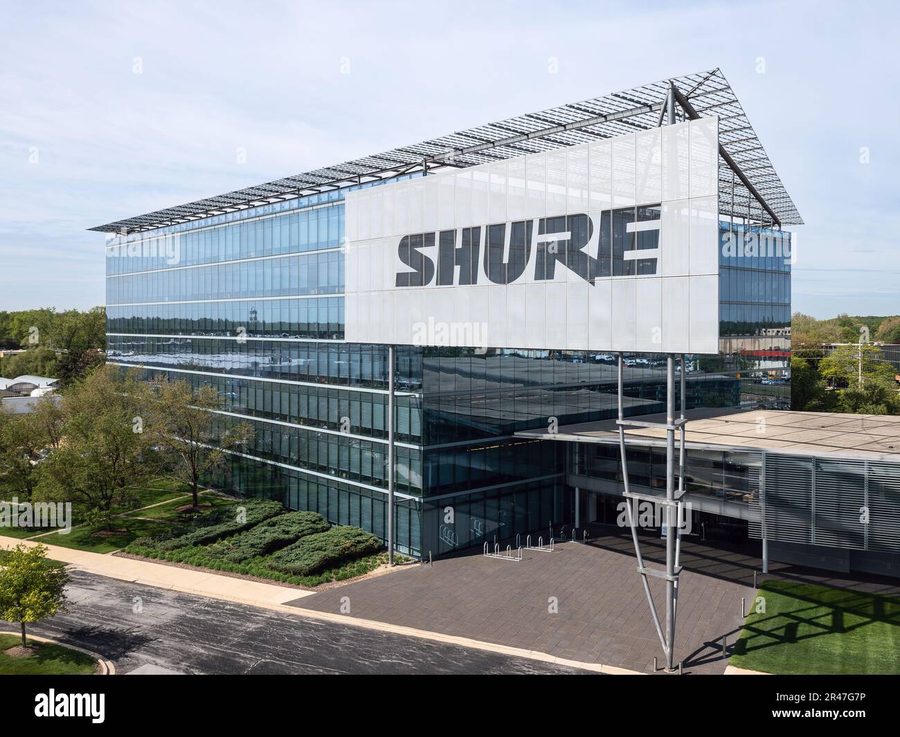 Contemporary architecture of office hi-res stock photography and images ...