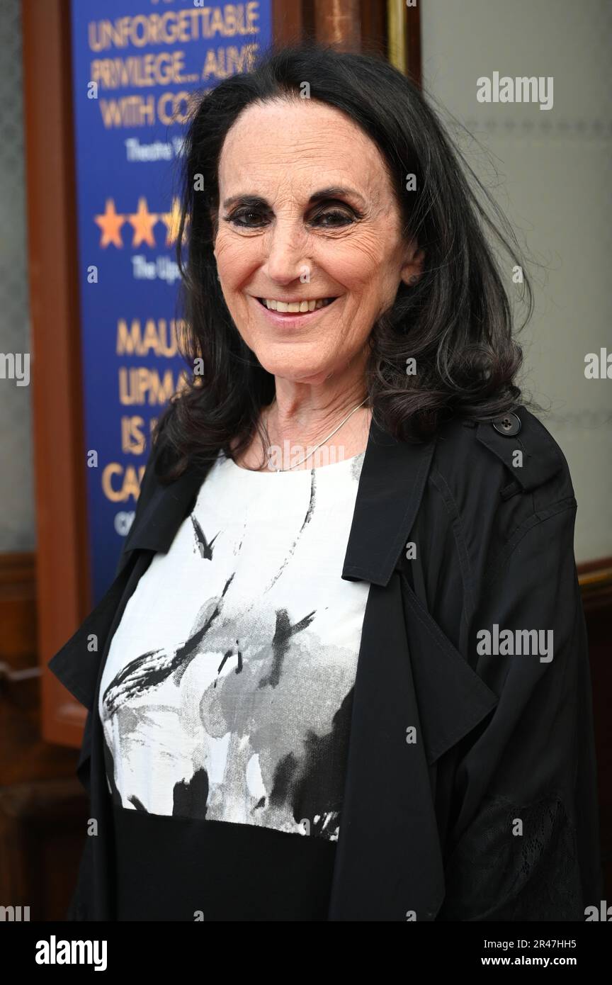 Lesley joseph hi-res stock photography and images - Alamy