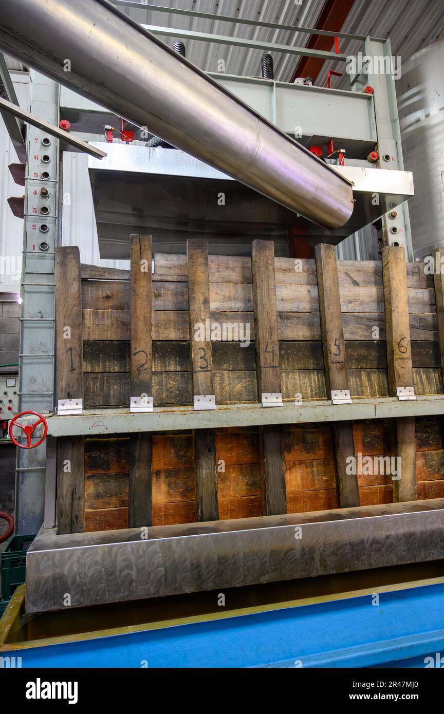 Press for making of Traditional natural Asturian cider made from ...