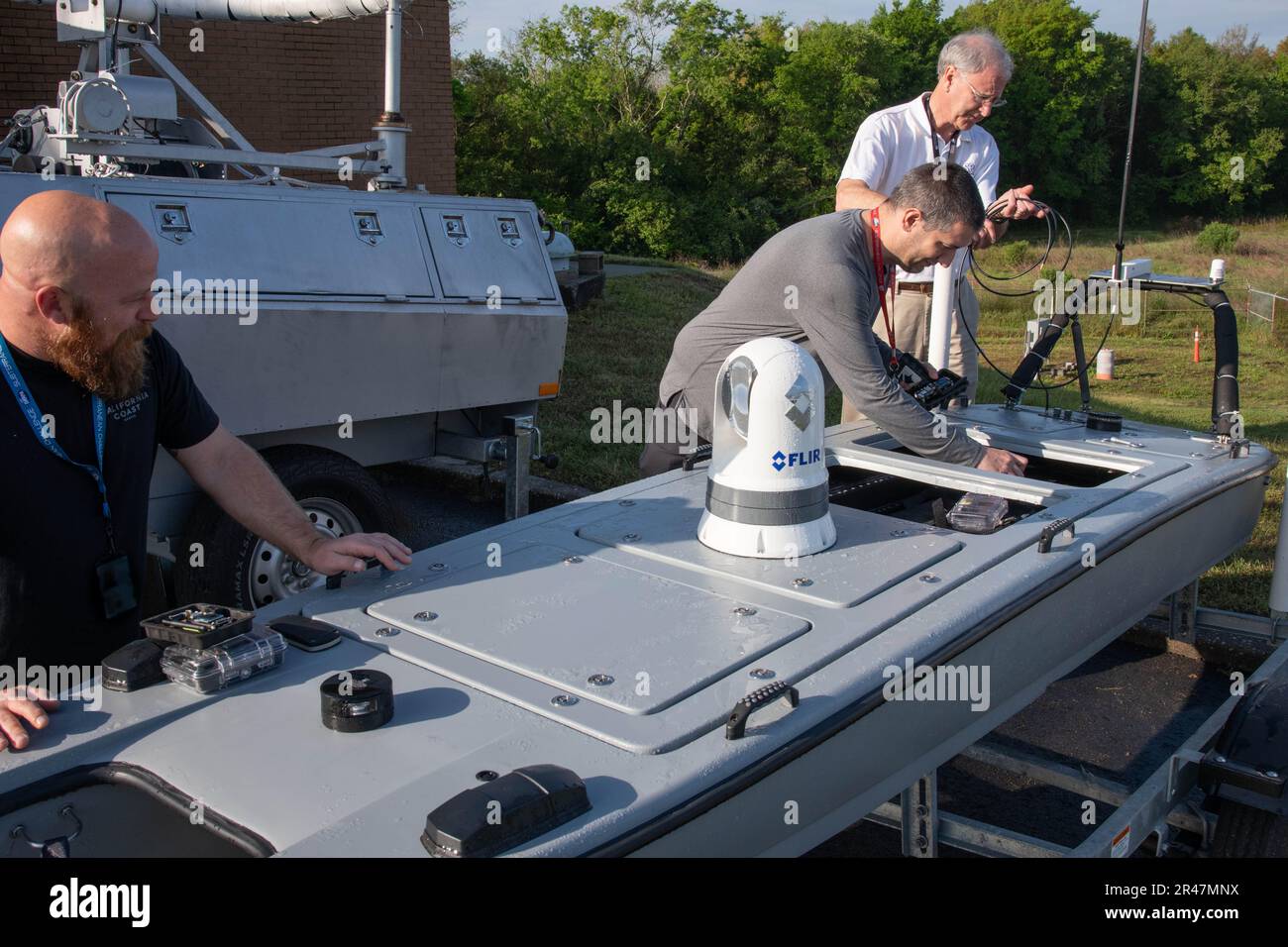 230404-N-GB257-002 Sullivan's Island, SC (April 4, 2023) Personnel ...
