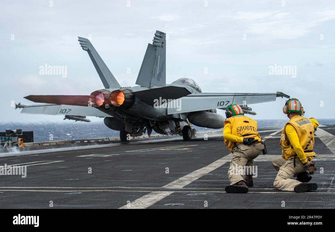 230104-N-DU622-1249 PHILIPPINE SEA (Jan. 4, 2023) An F/A-18F Super ...