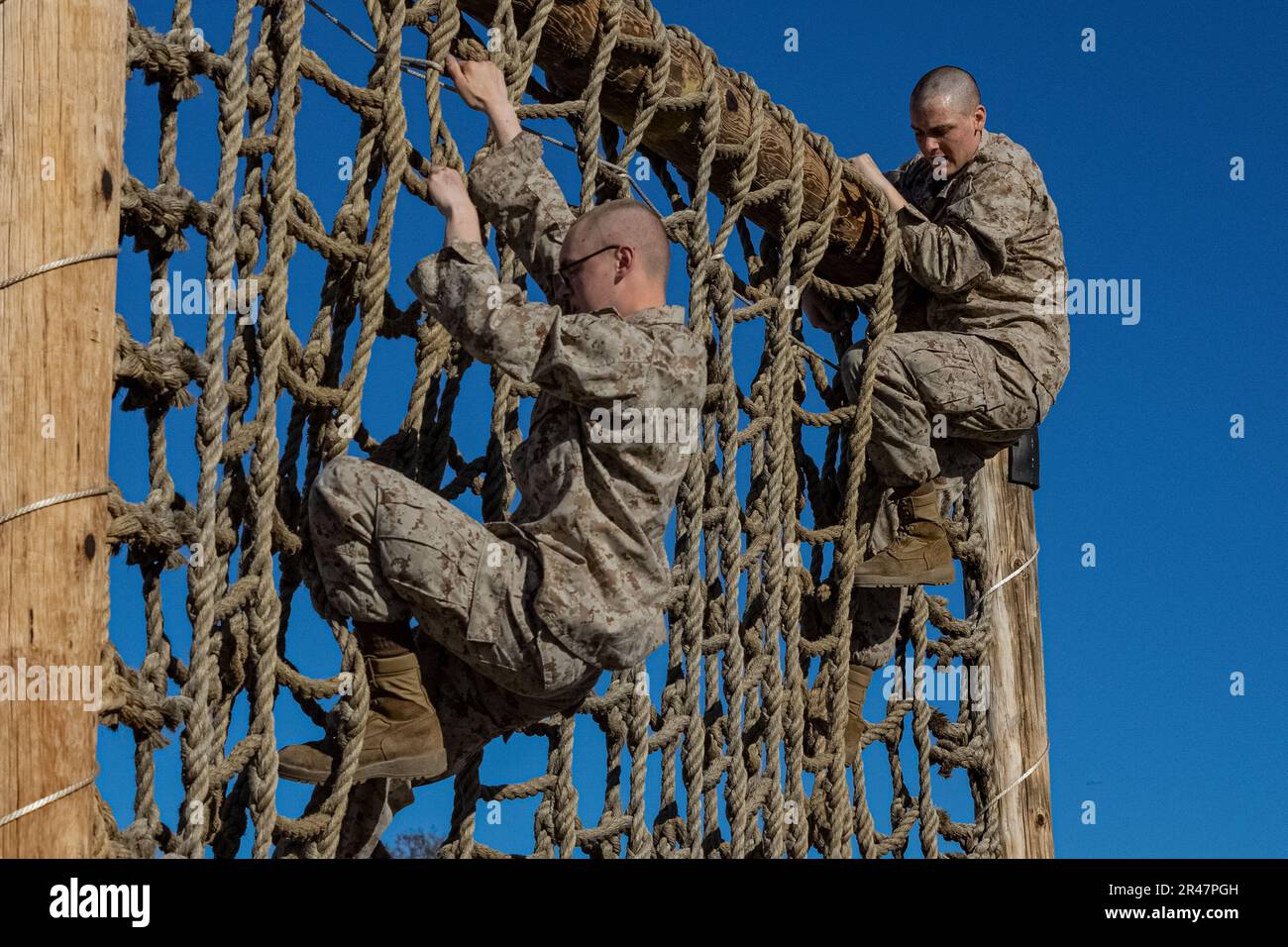 U.S. Marine Corps recruits with Alpha Company, 1st Recruit Training ...