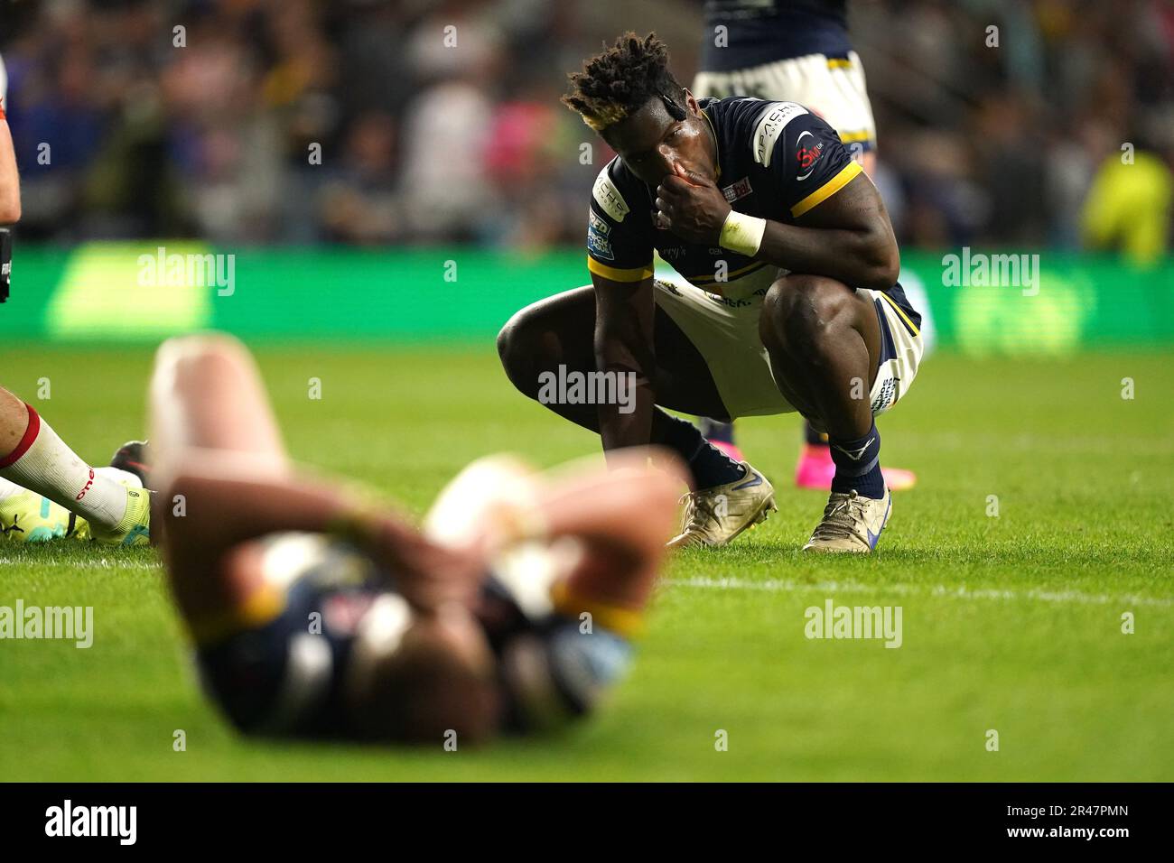 Leeds Rhinos' Justin Sangare and team-mates look dejected following ...