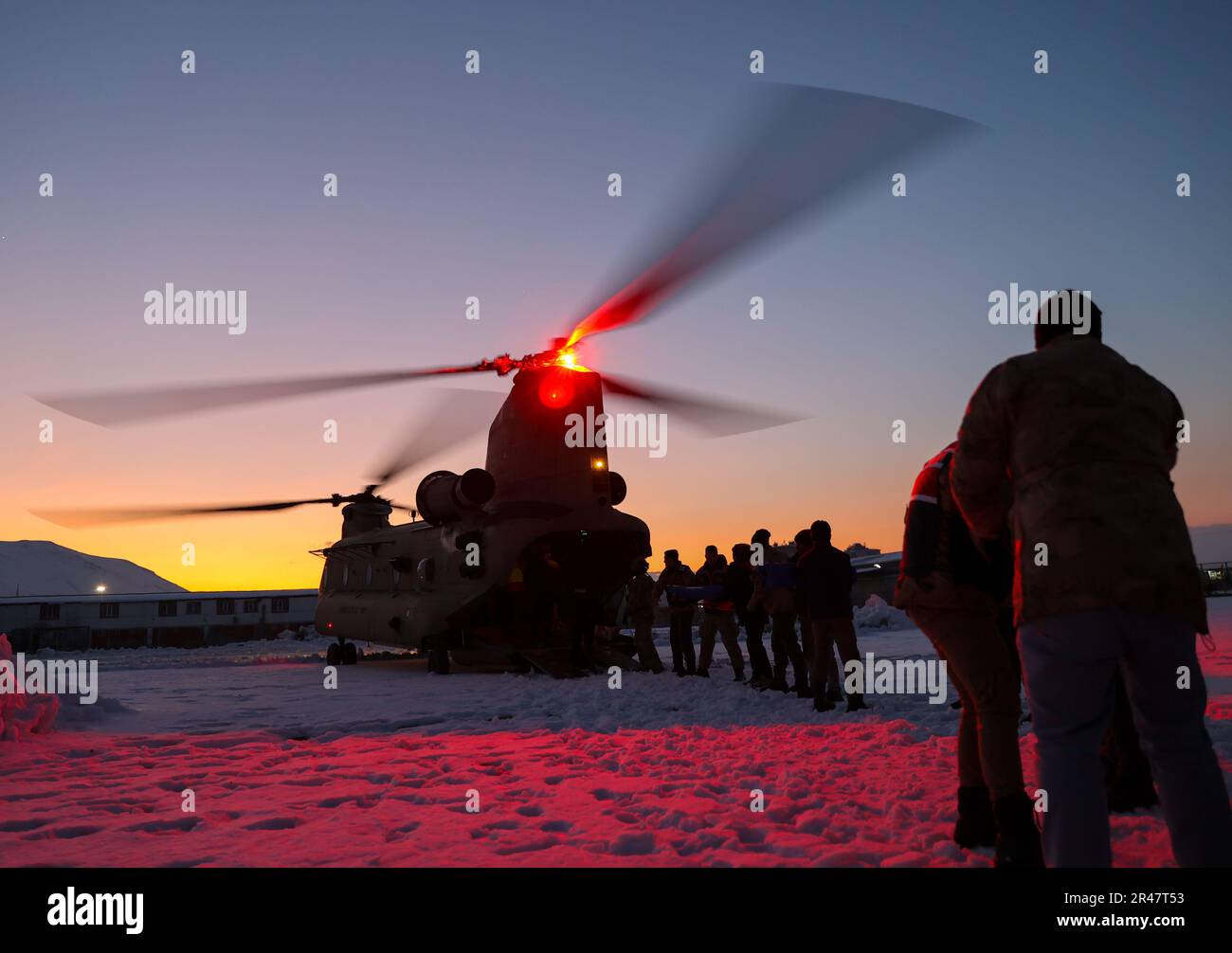 U.S. Army soldiers with 3rd Battalion, 501st Aviation Regiment, Combat ...