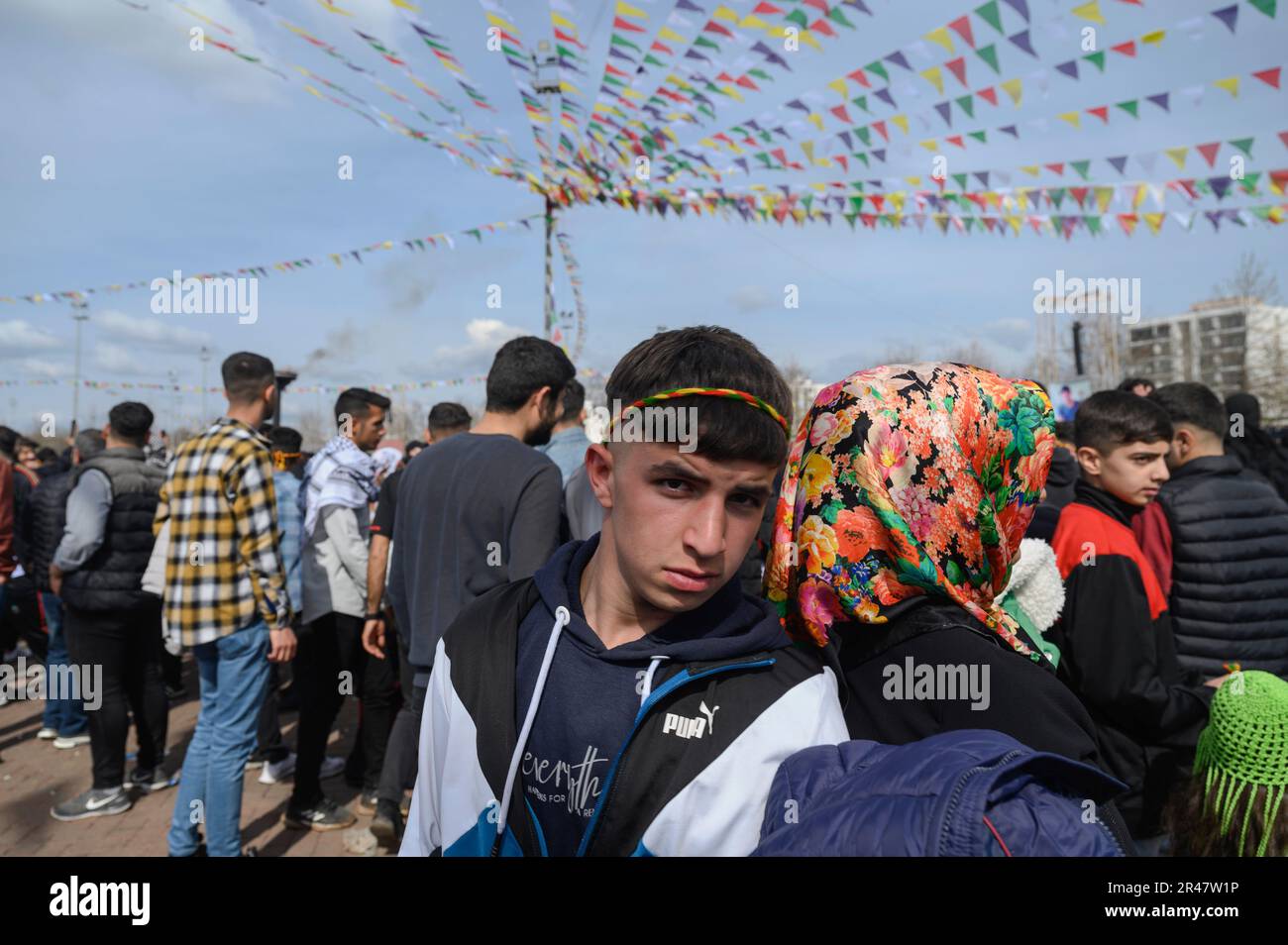 Kurdish parties hi-res stock photography and images - Alamy