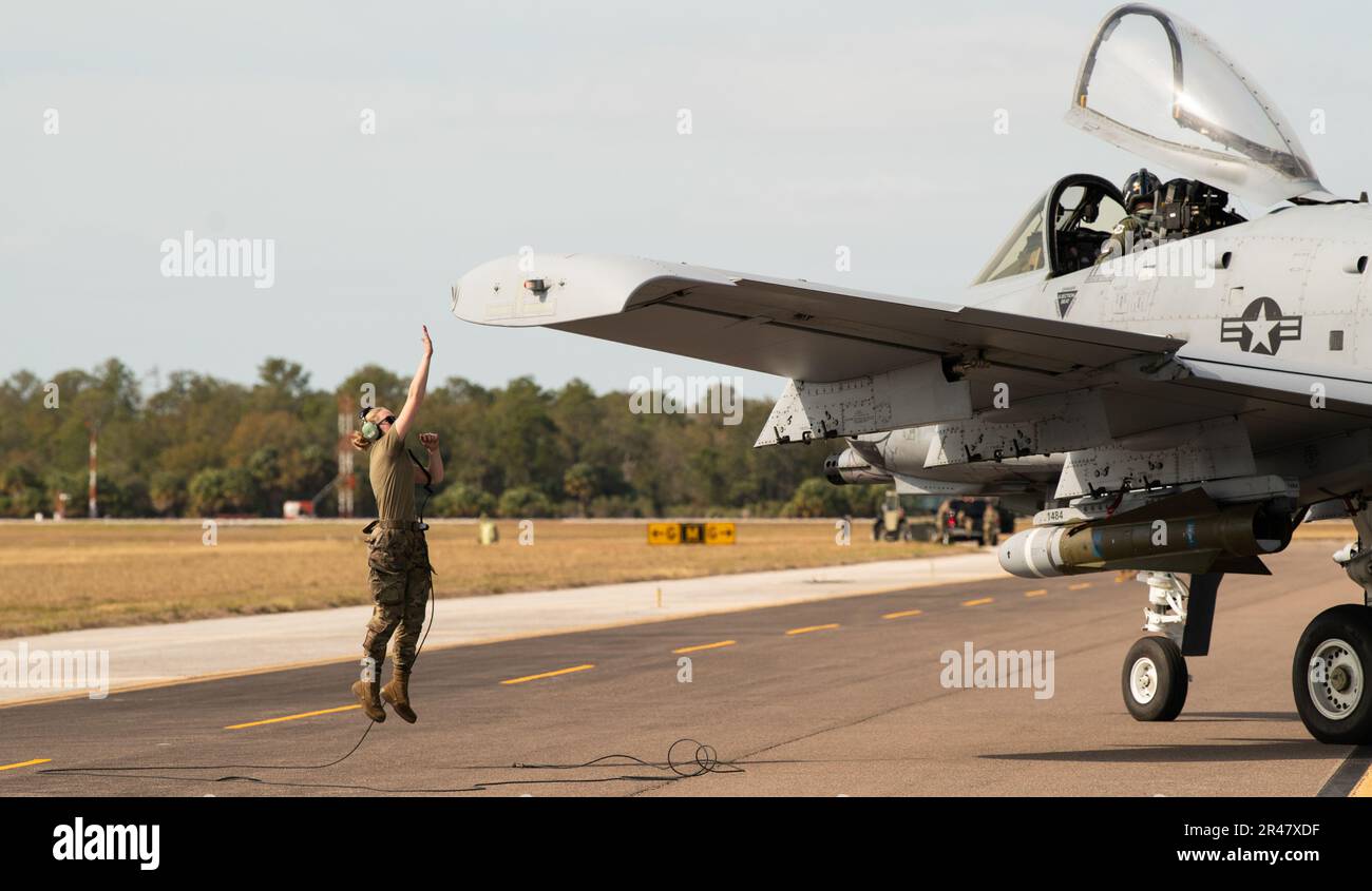 U.S. Air Force Senior Airman Elizabeth A. Witvliet, an aircraft ...