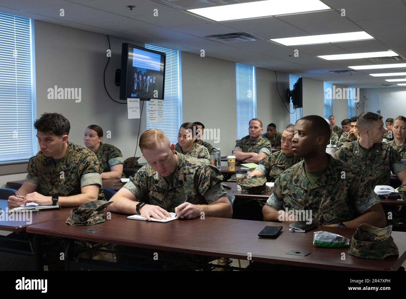 Humanitarian operations hi-res stock photography and images - Alamy