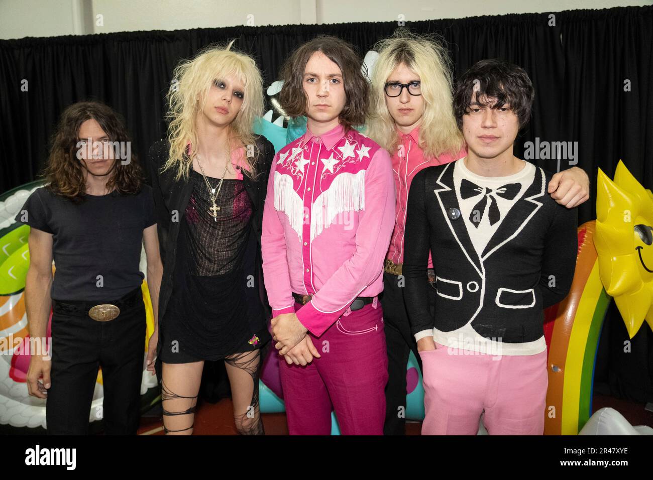 Seth Carolina, left, Arrow de Wilde, Henri Cash, Bill Cash, and Tim ...