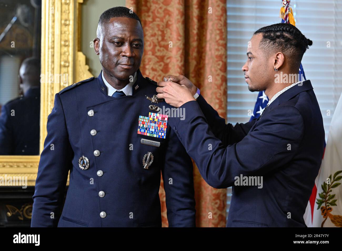 Space Force Brig. Gen. Jacob Middleton has his new rank pinned on ...