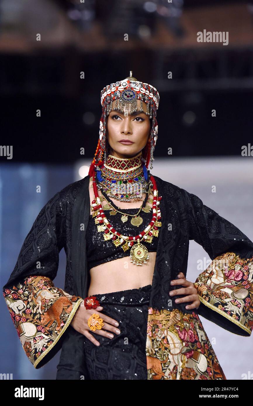 Karachi, Pakistan. 26th May, 2023. A model presents a creation during a ...