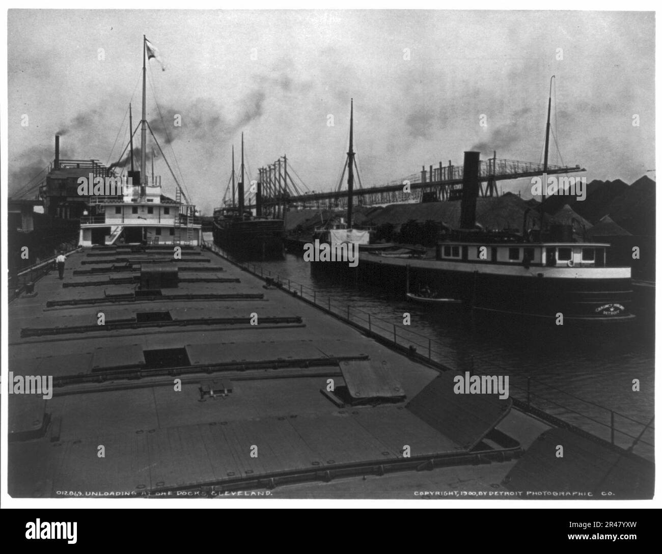 Ore docks hi-res stock photography and images - Alamy