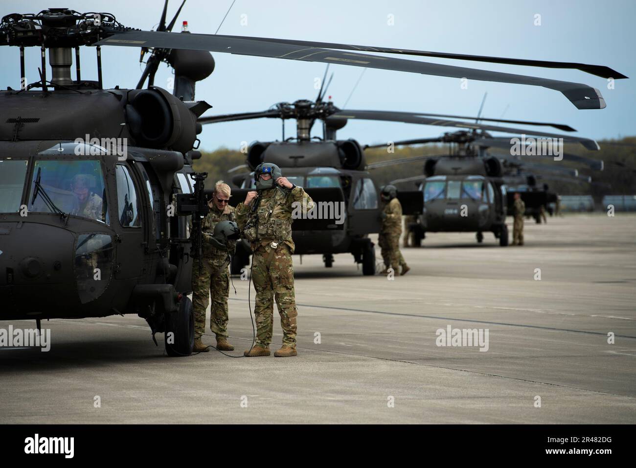 Platoon live fire exercise hi-res stock photography and images - Alamy