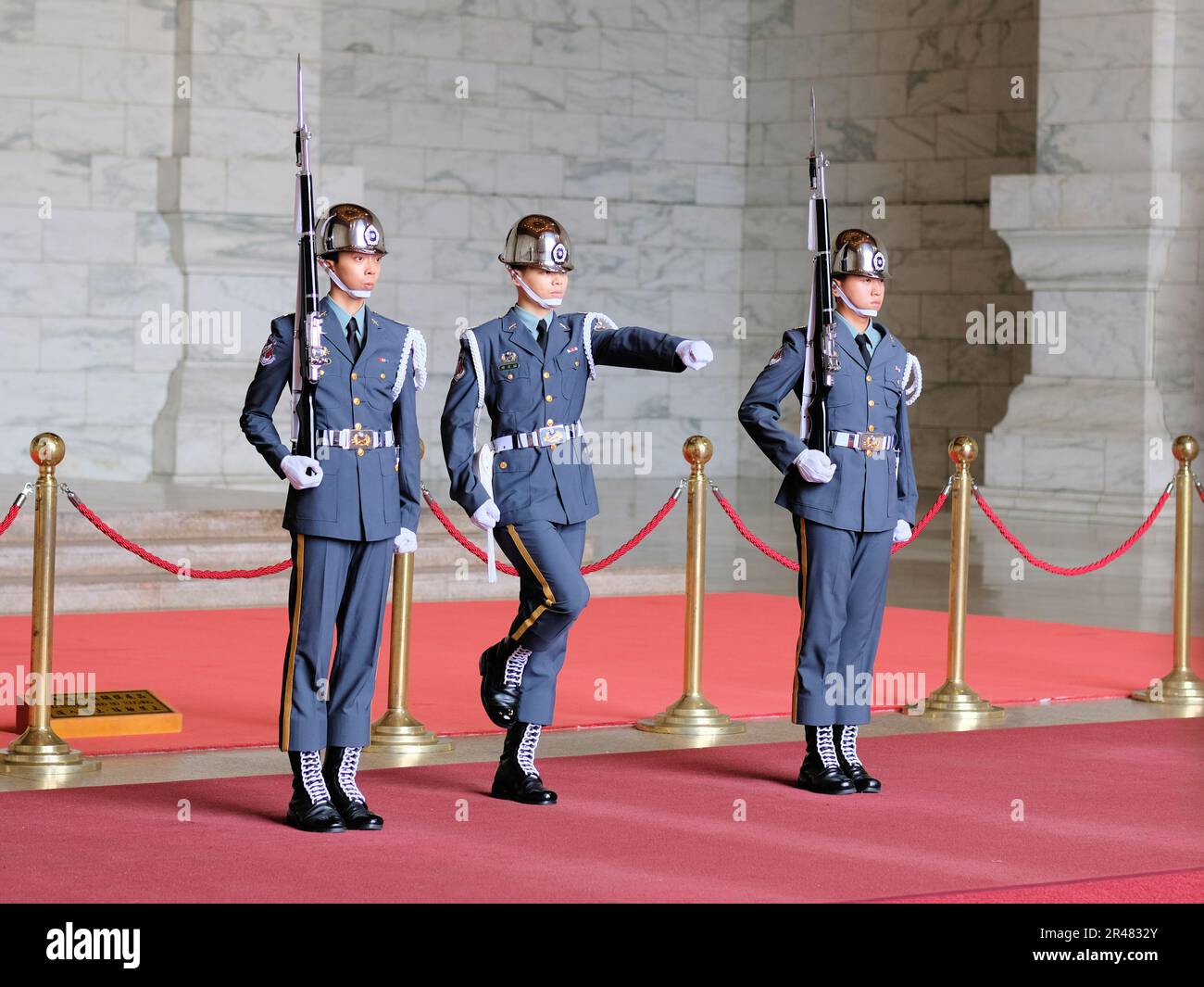 Changing guard chiang kai hi-res stock photography and images - Alamy