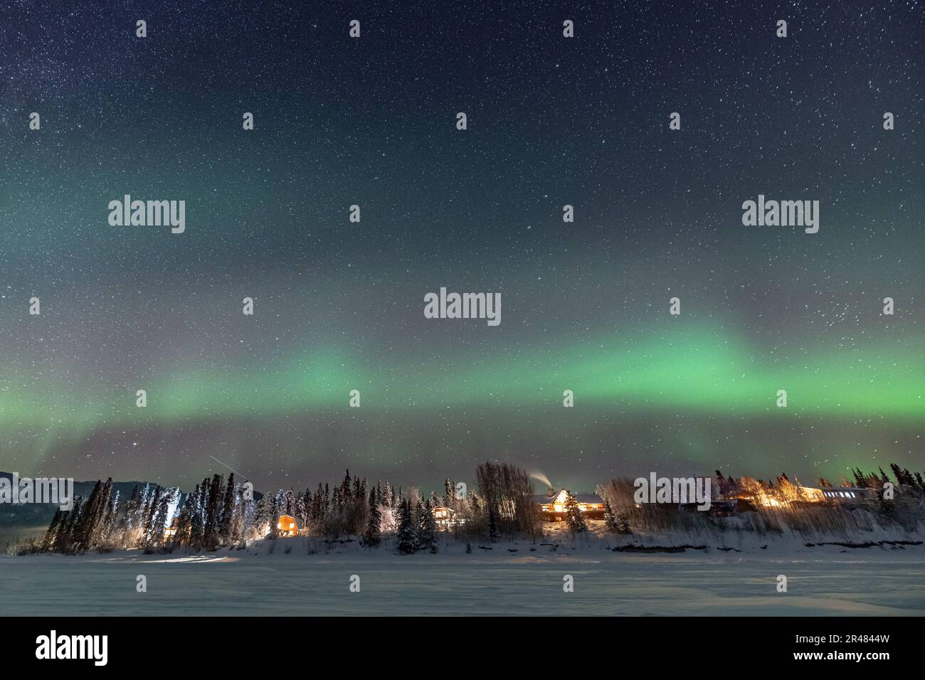 Astonishing, amazing northern lights aurora borealis seen in Yukon ...