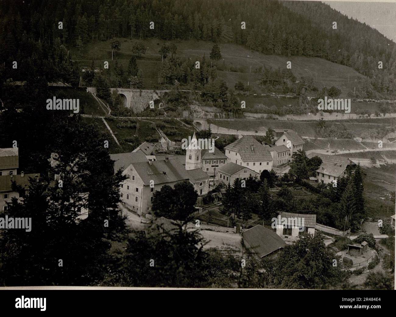 Unter tarvis hi-res stock photography and images - Alamy