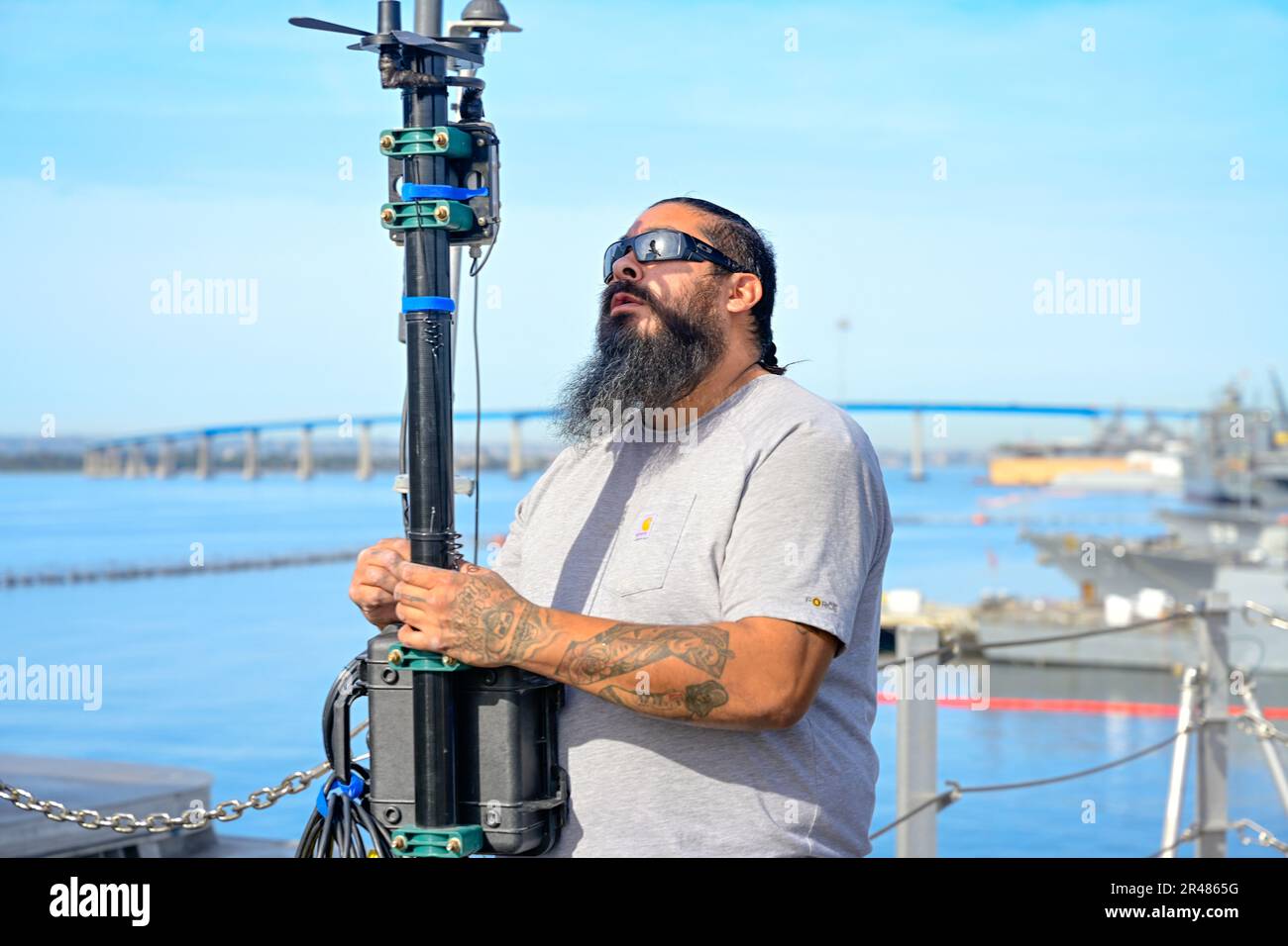 Engineering Technician 2nd Class Ronnie Robles of Naval Air Warfare ...