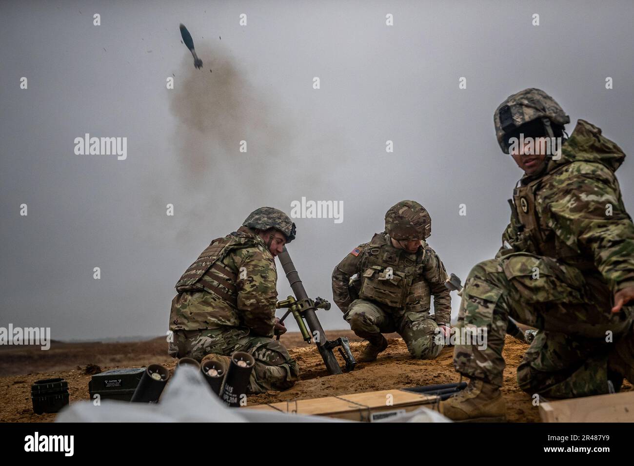 U.S. Army Soldiers, with Alpha Company, 1st Battalion, 114th Infantry ...
