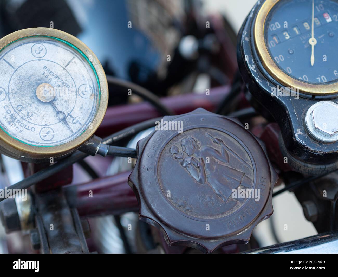 Odometer vintage hi-res stock photography and images - Alamy