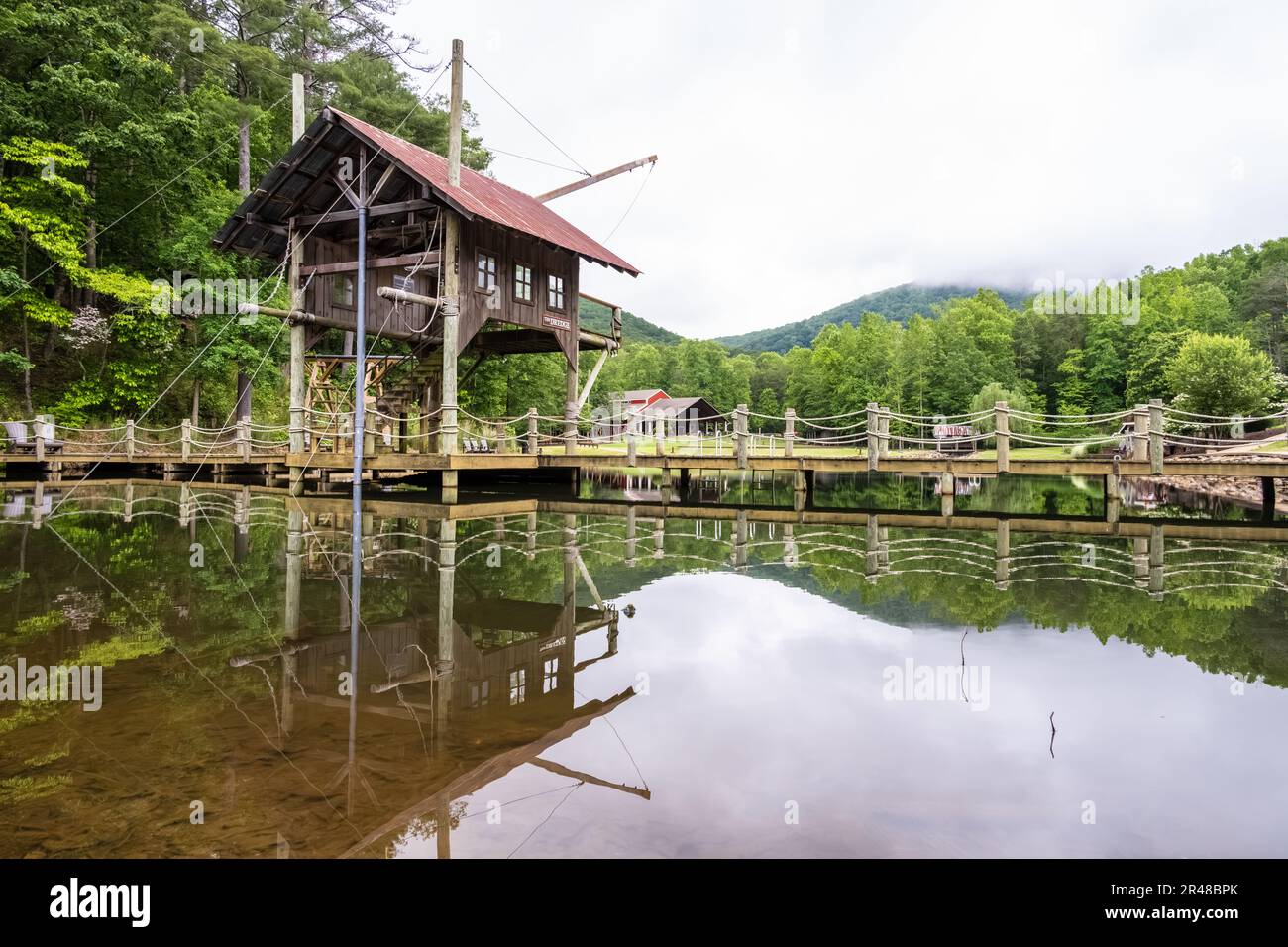 Rope swing hi-res stock photography and images - Alamy