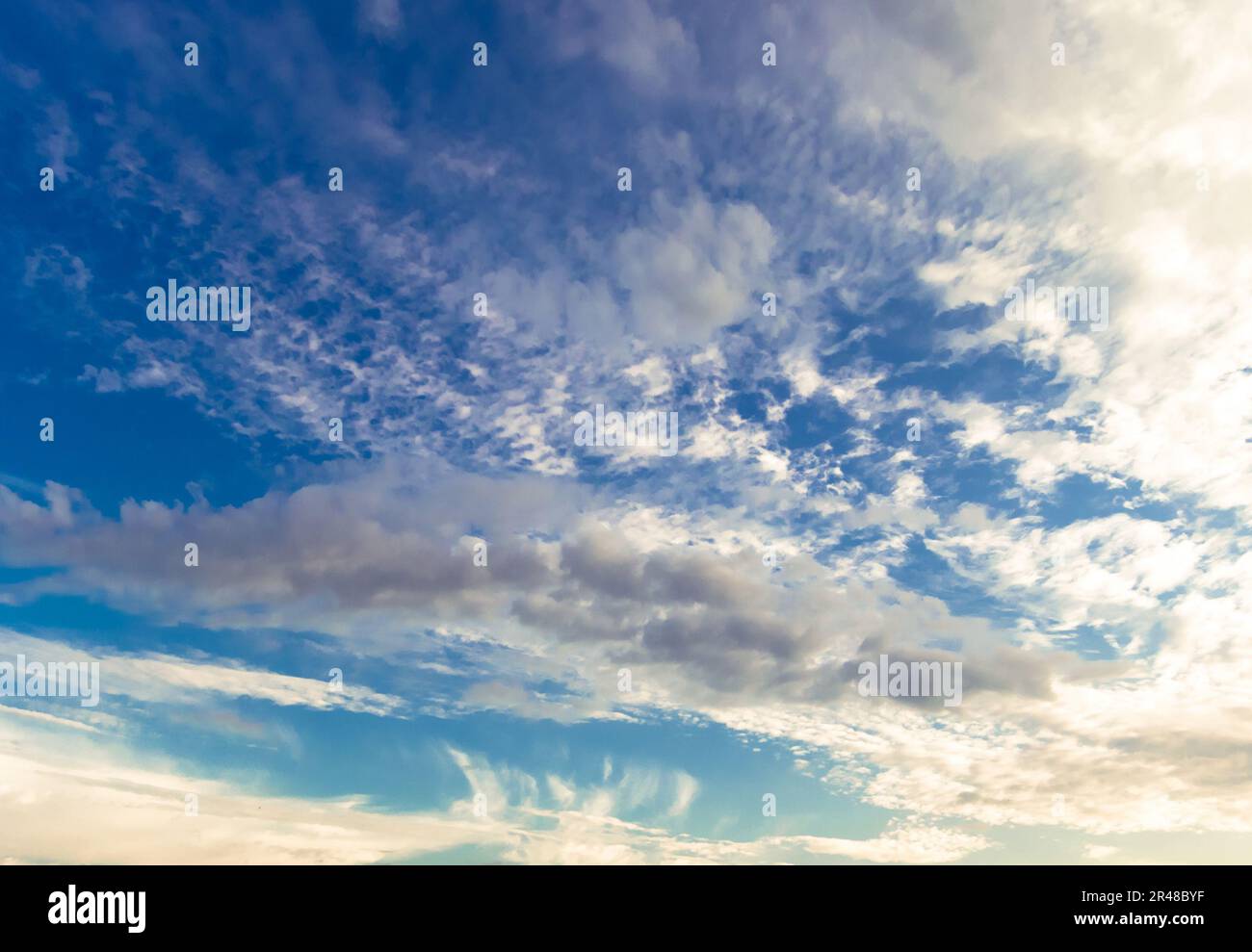 Beautiful sky and clouds summer good weather Stock Photo - Alamy