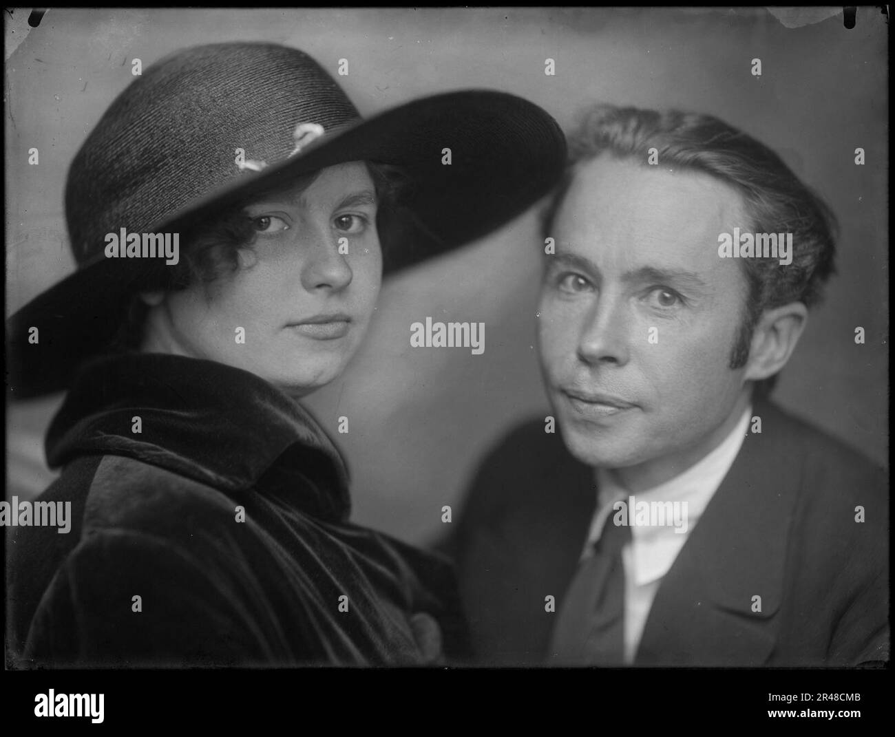 Ursulina Cornelia (Corry) Alban & Henri Berssenbrugge (1873-1959 Stock ...