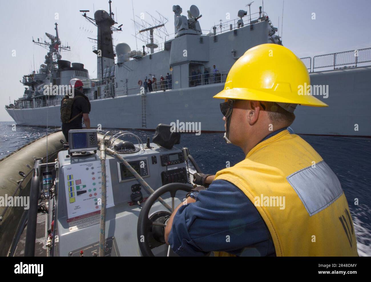 US and Chinese counter piracy exercise 130823 Stock Photo - Alamy