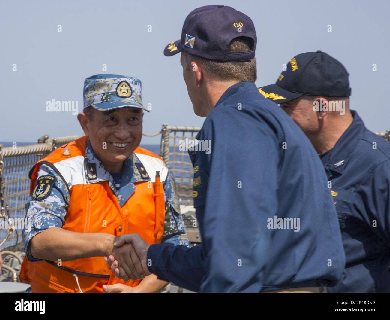 US and Chinese counter piracy exercise 130823 Stock Photo - Alamy