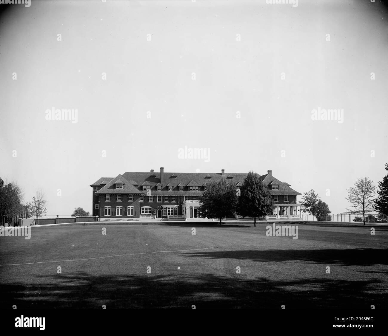 Grosse pointe club michigan hi-res stock photography and images - Alamy