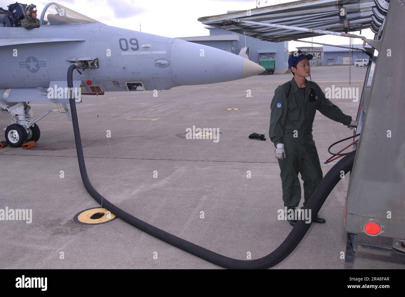 US Marines and JASDF Personnel Conduct Bilateral Exercise Stock Photo ...