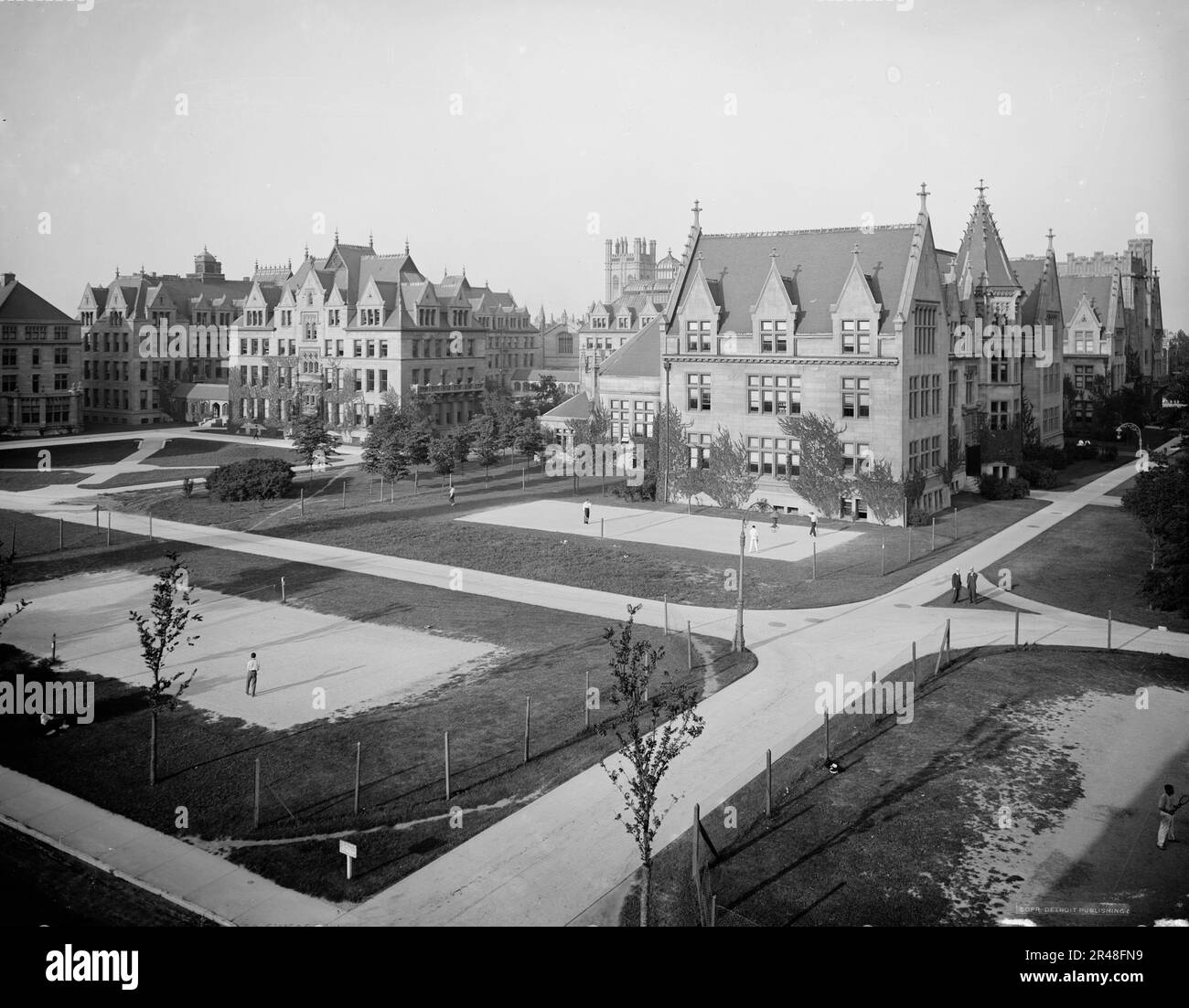 University of illinois chicago Black and White Stock Photos & Images ...