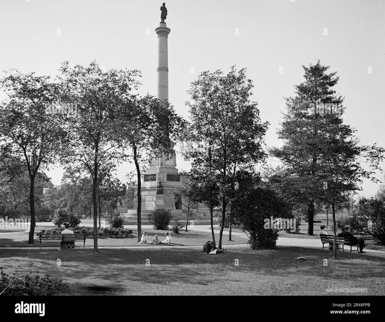 Douglas park in illinois hi-res stock photography and images - Alamy