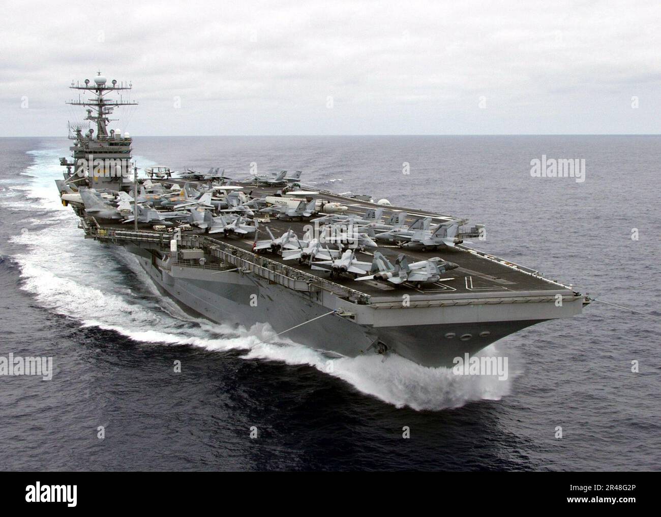 US Navy USS Carl Vinson (CVN 70) underway Stock Photo - Alamy