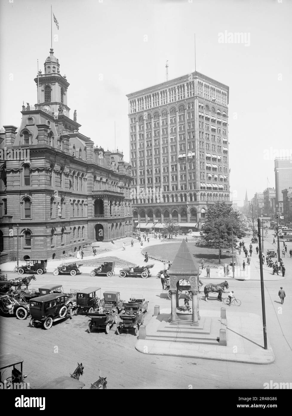 City Hall and Majestic Building, Detroit, Mich., between 1900 and 1910 ...