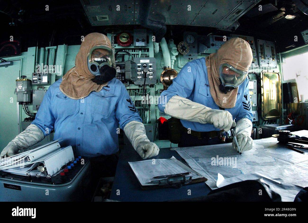 US Navy Navigation Team aboard CG 72 Stock Photo - Alamy