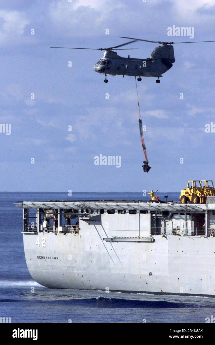 US Navy HH-46D Stock Photo - Alamy