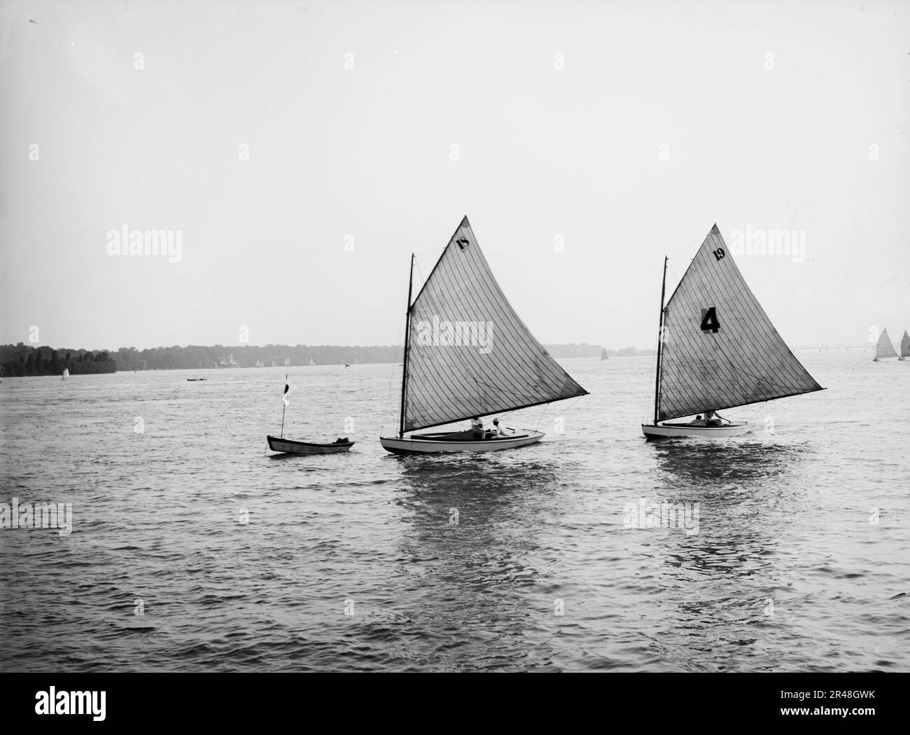20th century yacht racing hi-res stock photography and images - Alamy