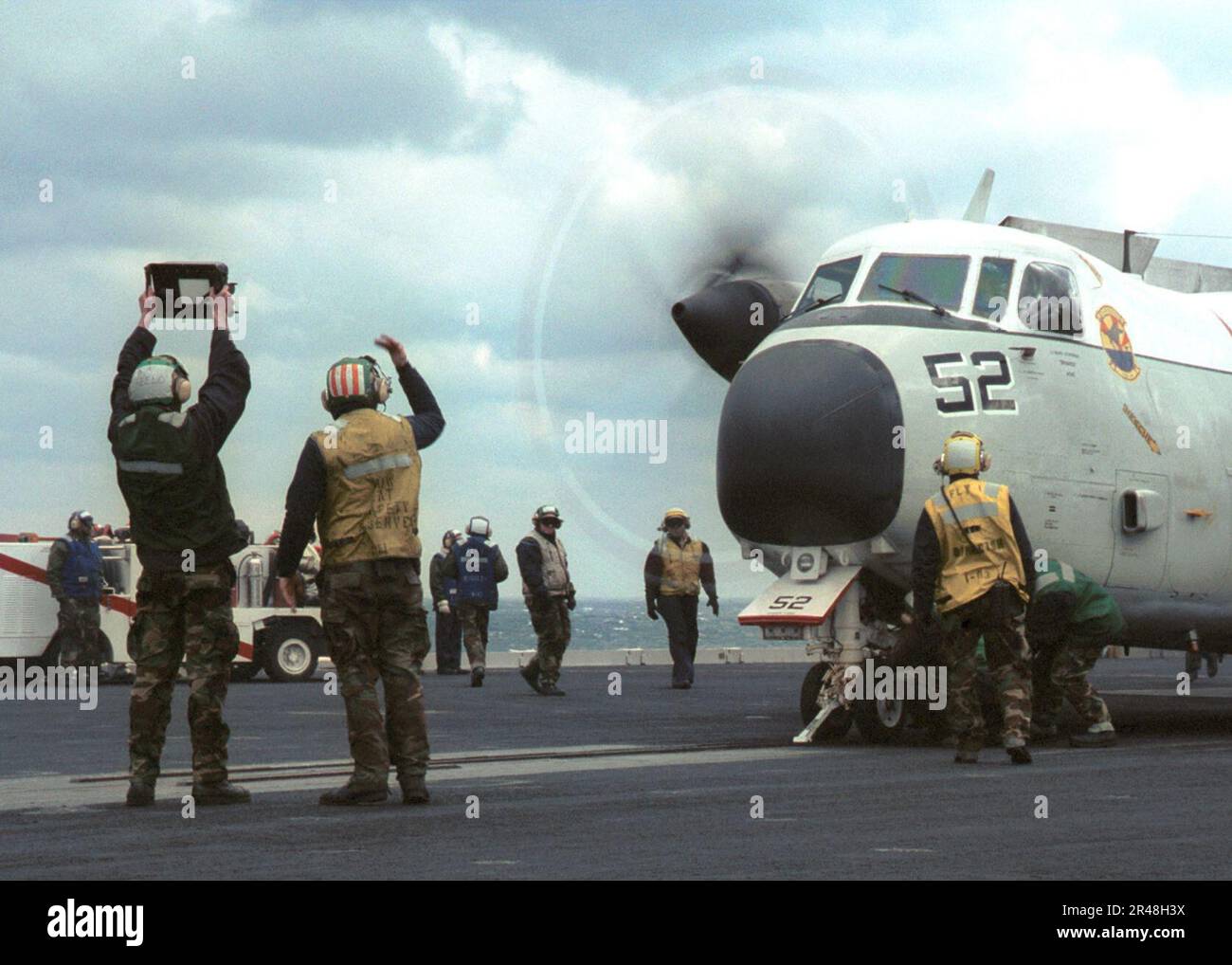 US Navy USS Washington - C-2A Greyhound Stock Photo - Alamy