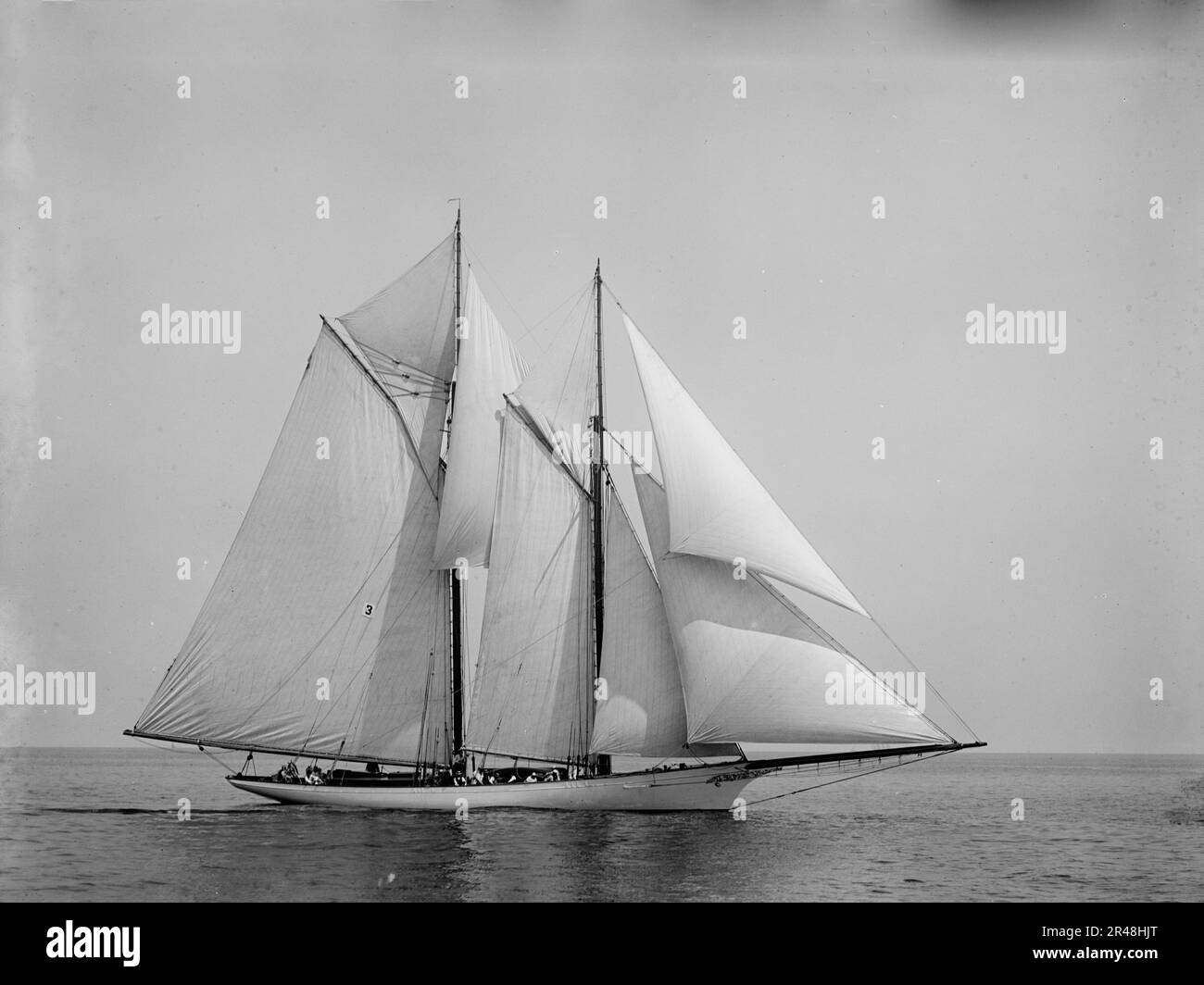 Shamrock boats hi-res stock photography and images - Alamy