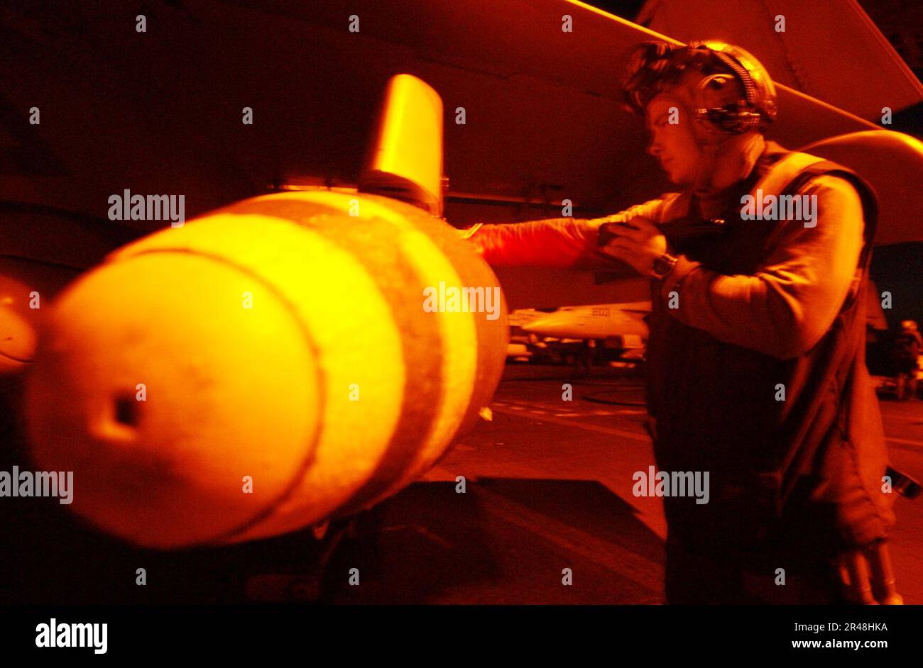 US Navy USS Stennis - JDAM Stock Photo - Alamy